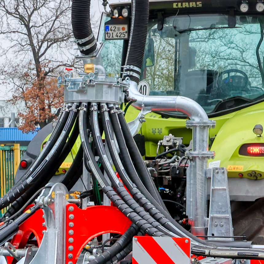 DOMAX slurry distributor | VOLMER Agritec